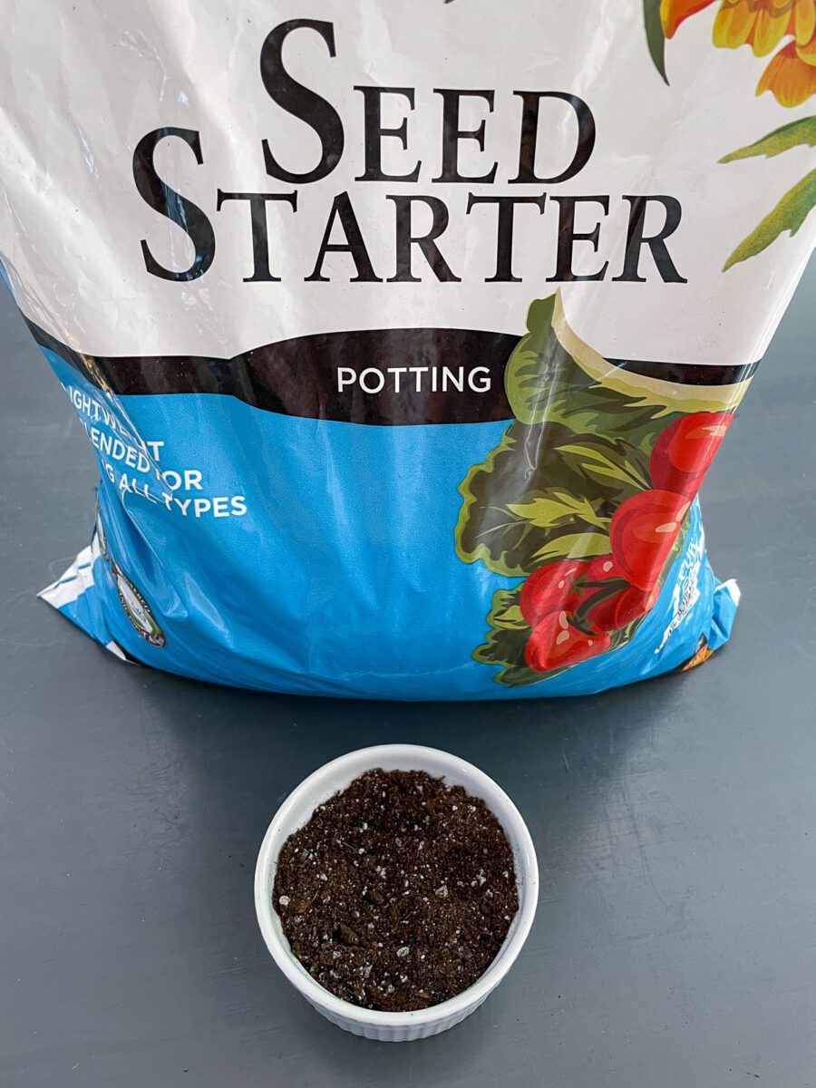 Seed Starting Mix vs Potting Soil - growhappierplants.com